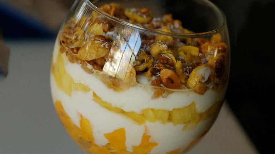 🍨 Mango Parfait Recipe - Delicious and easy - Foodrinky